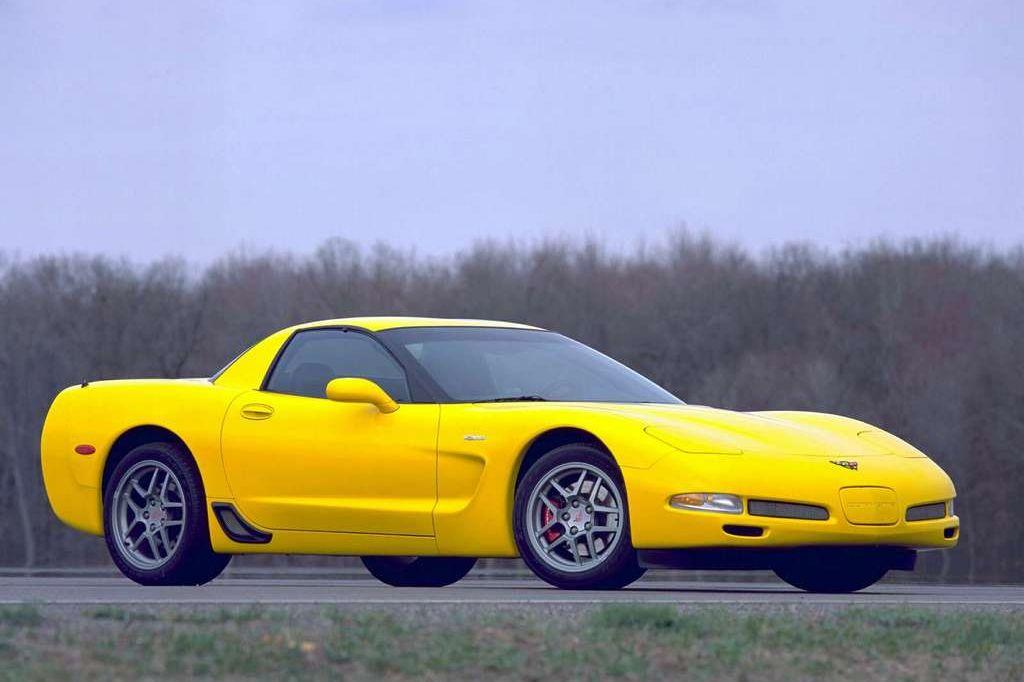 Equipamiento Chevrolet Corvette 5ª generación [ 1995 - 2004 ] Acabado ...