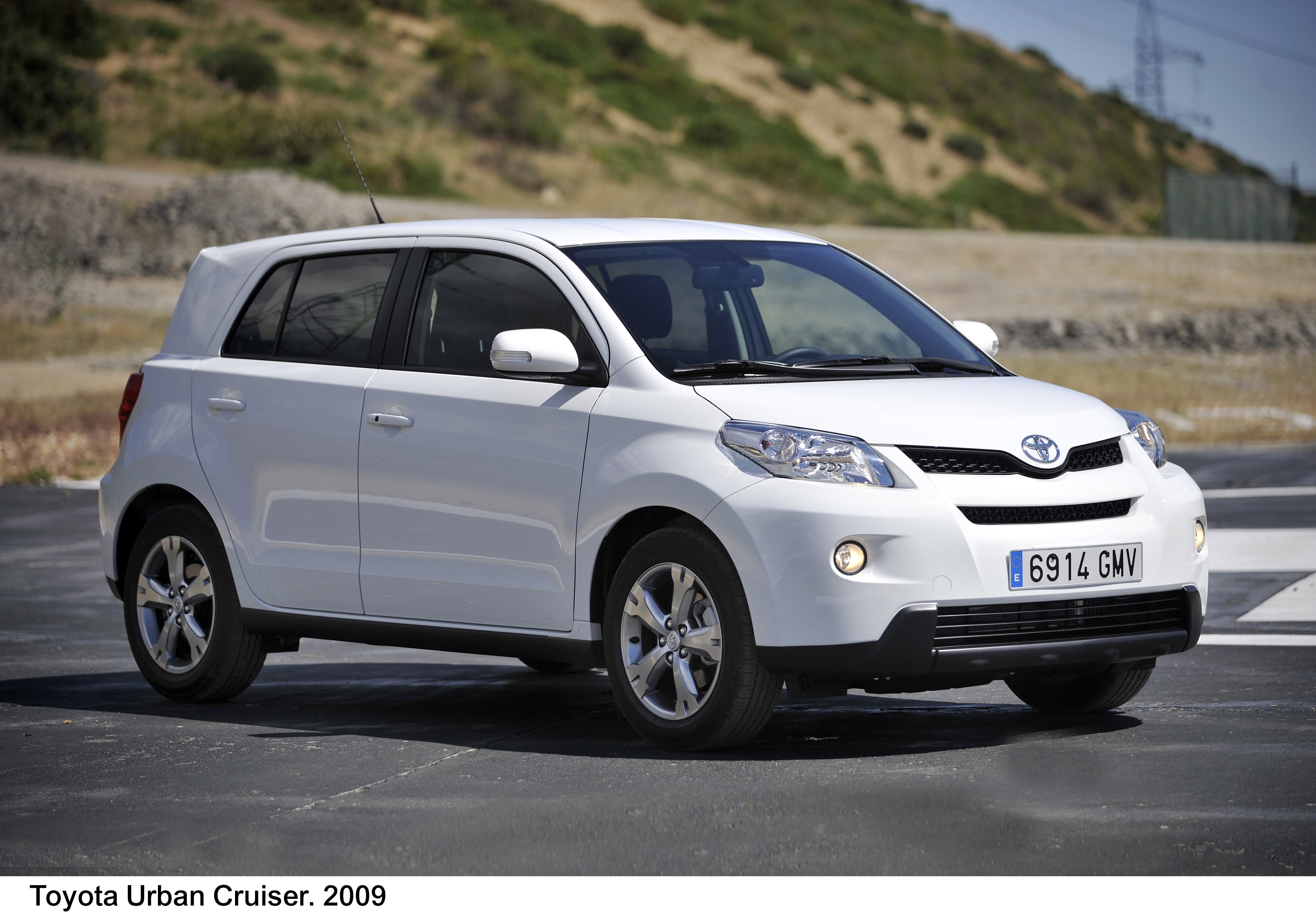 Toyota Urban Cruiser Precios, ventas, datos técnicos, fotos y equipamientos